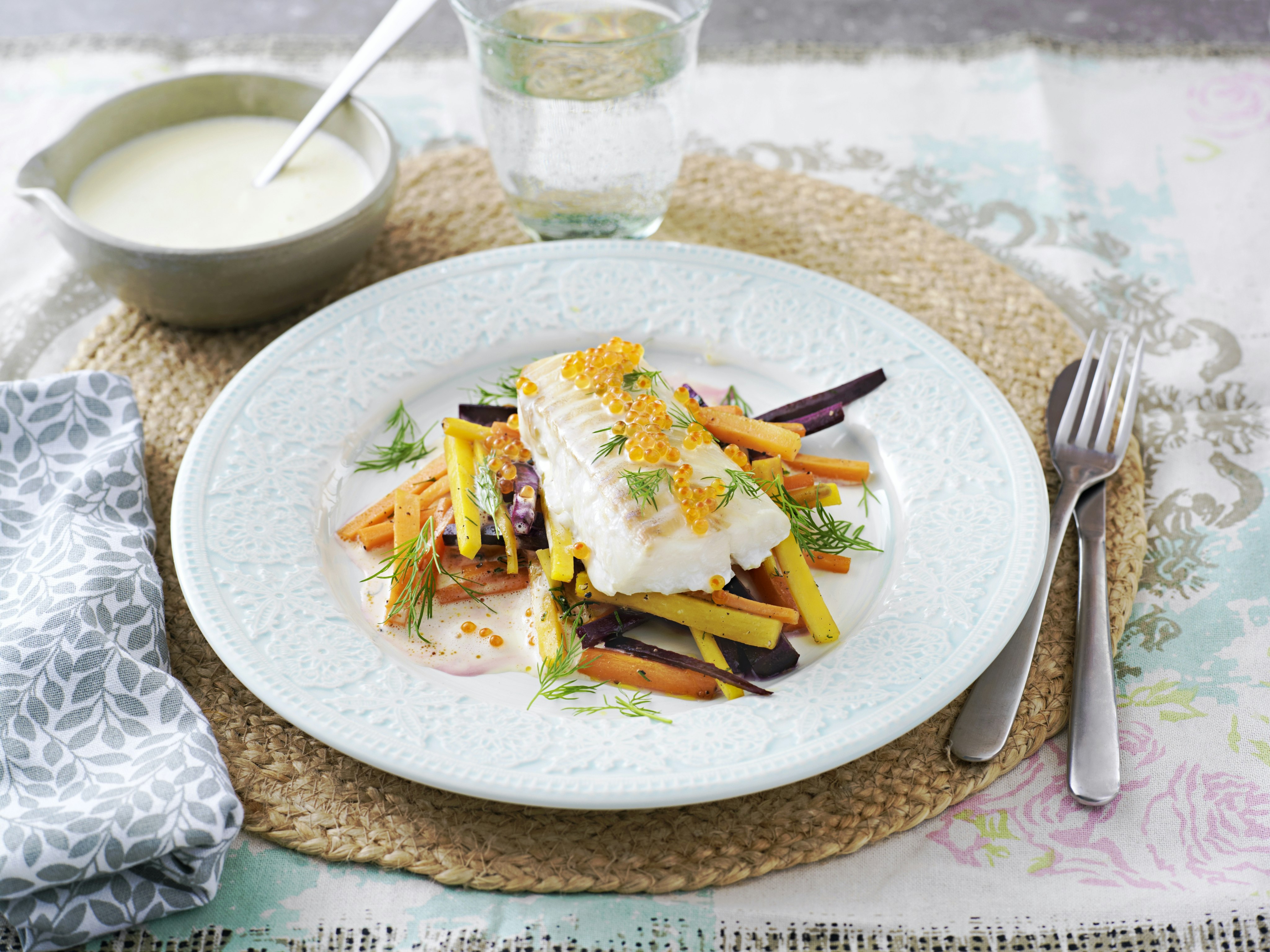 Torskrygg med laxrom och citronsås