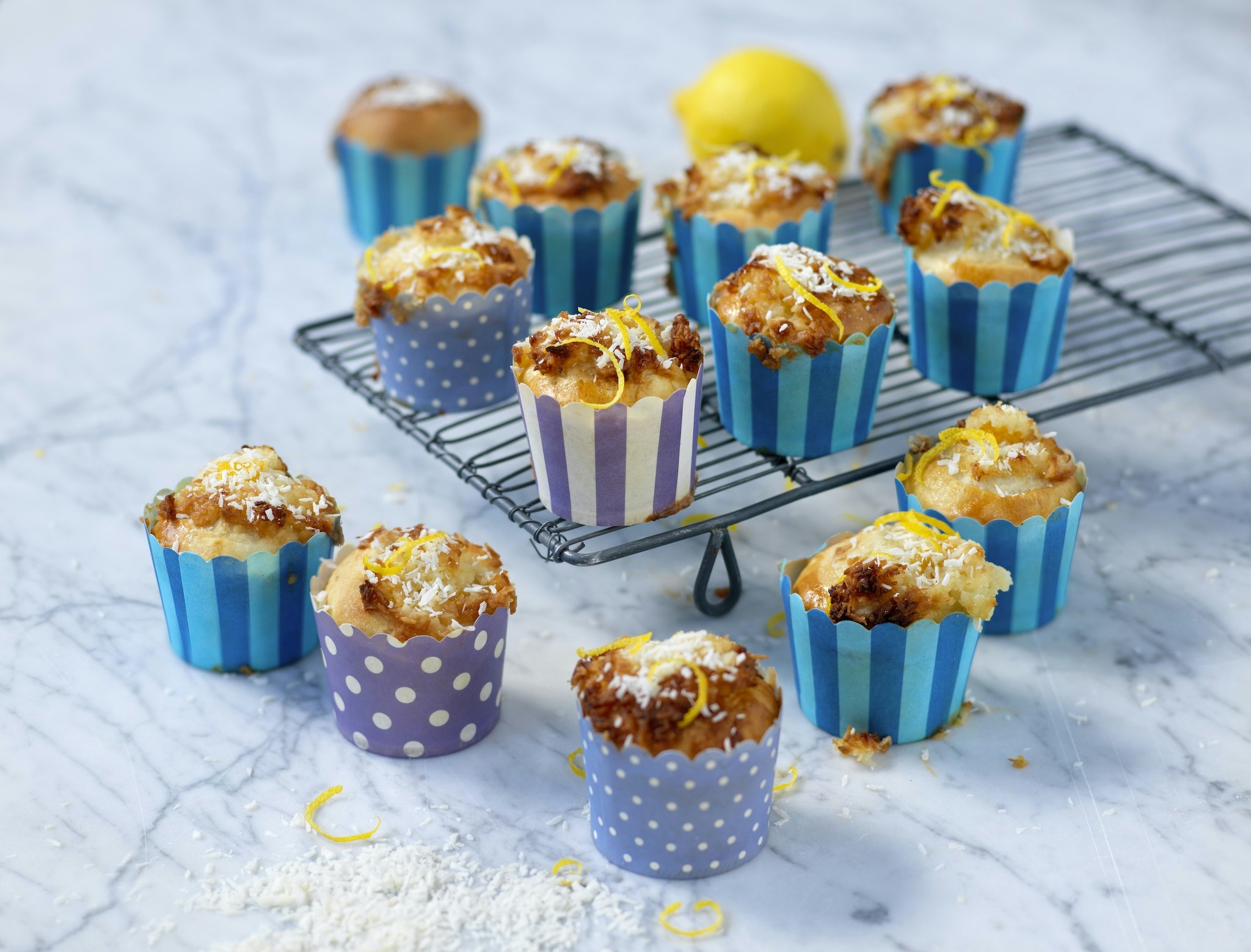 Toscabullar med kokos, citron och mango