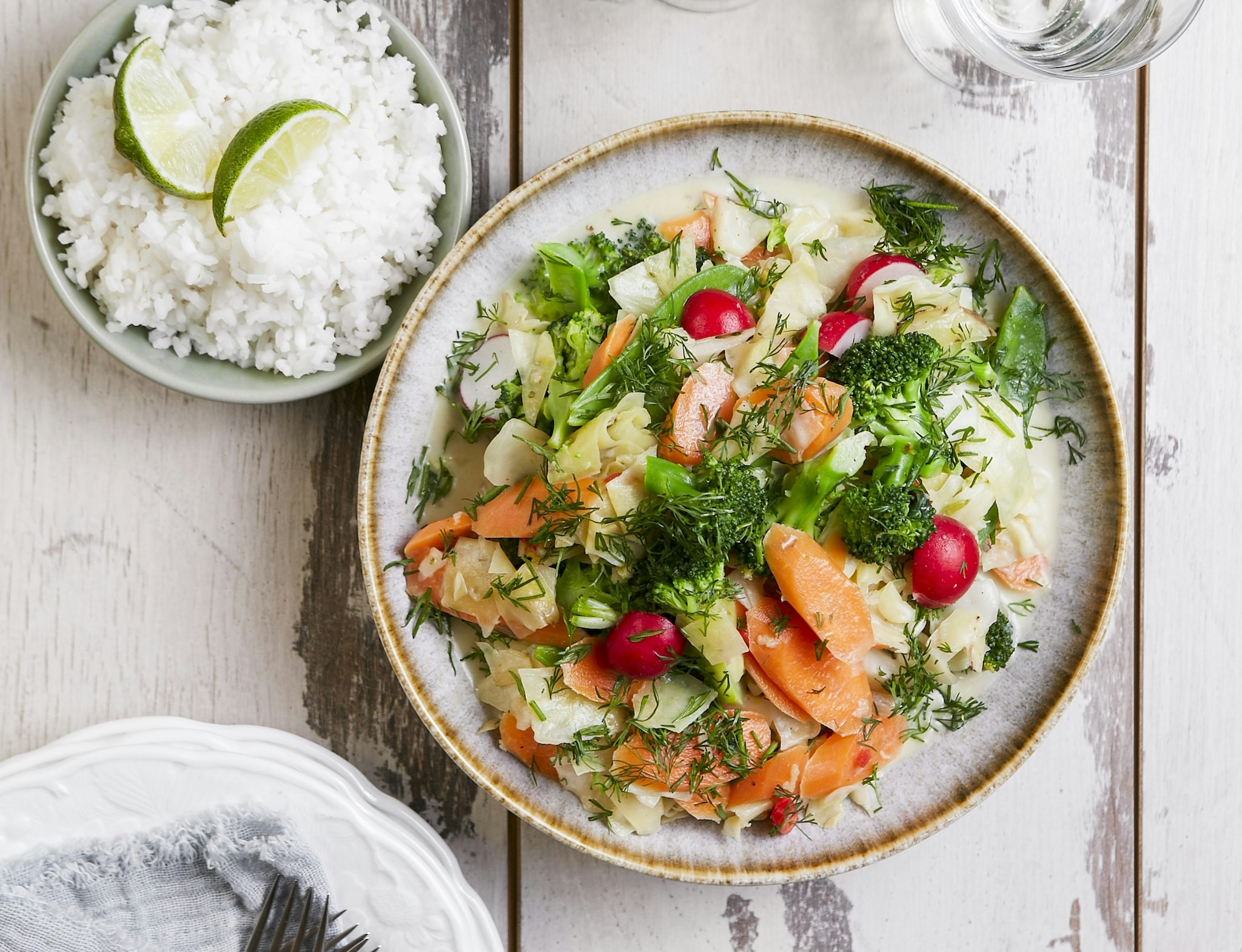 Thaigryta med primörer i kokosmjölk