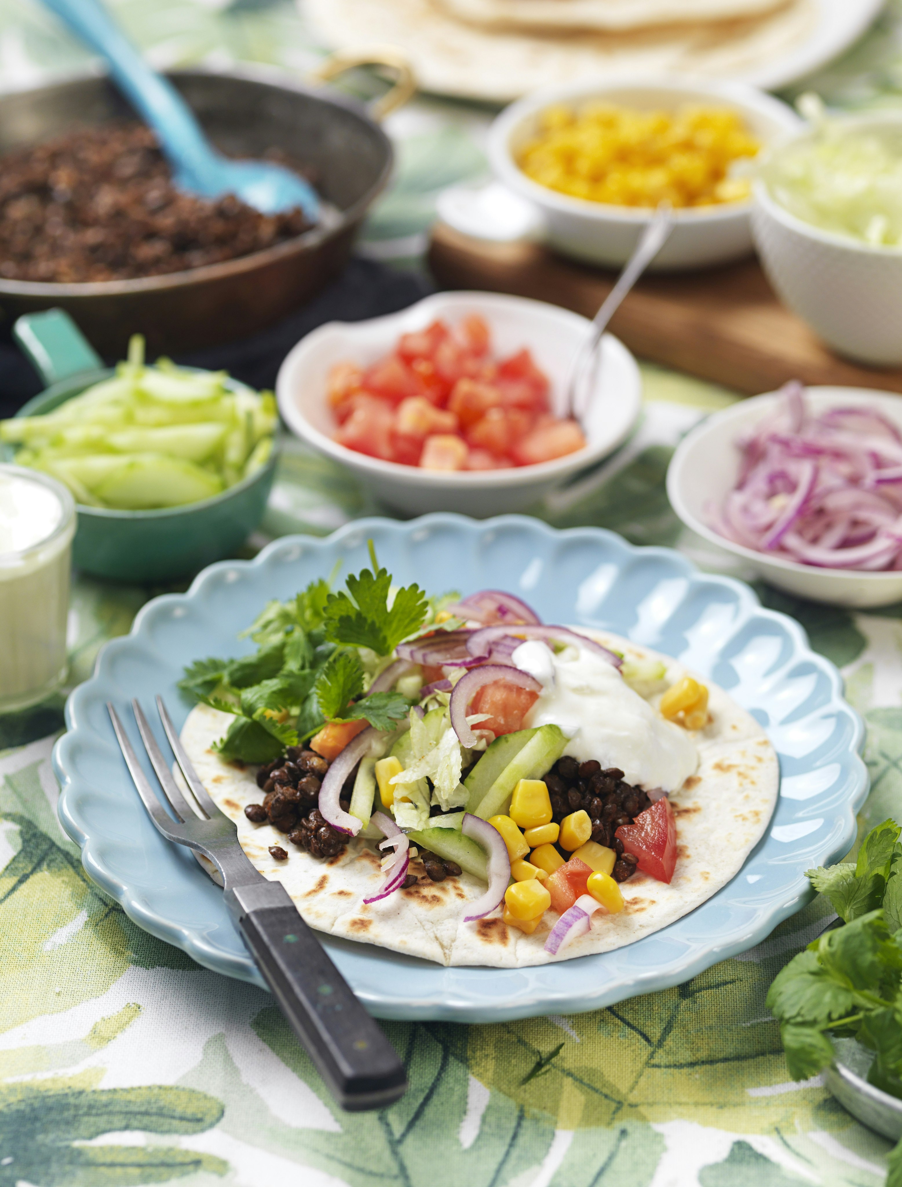 Vegetarisk tacogratäng med röda linser